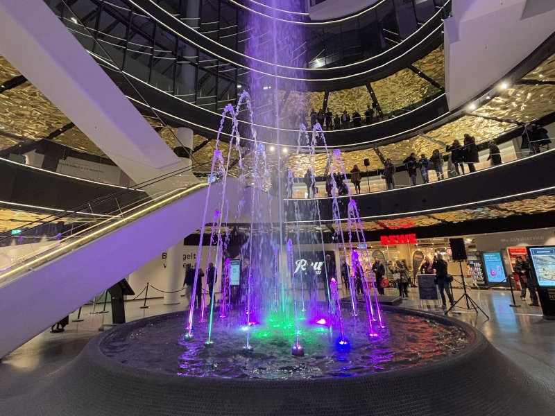 Legendärer Springbrunnen im NEO Leipzig wieder in Betrieb - LEIPZIGINFO.DE